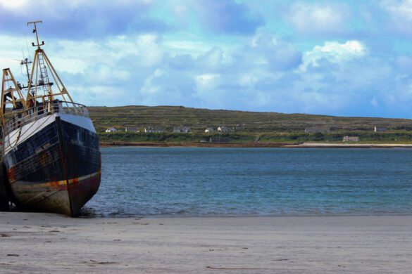 Aran Islands Bucket List: 12 Fun Things to Do & See - Global Viewpoint