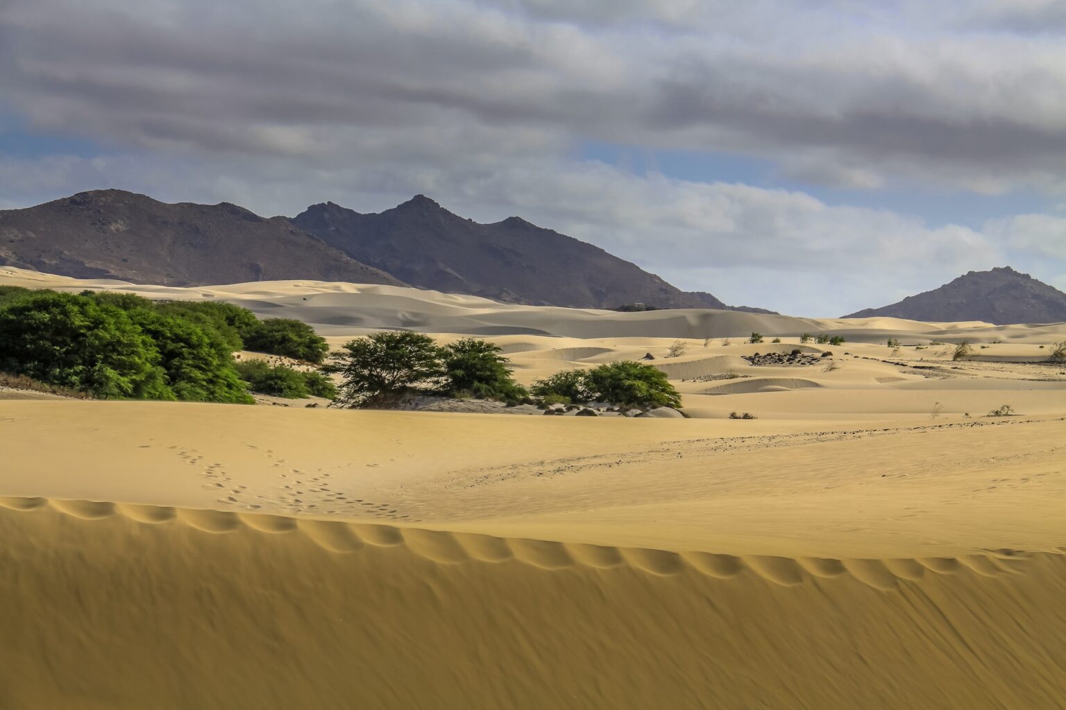 12 Iconic Cape Verde Attractions & Activities to Add to Your Itinerary