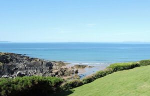 12 Prettiest Places in Devon (England) to Visit for Fun & Views