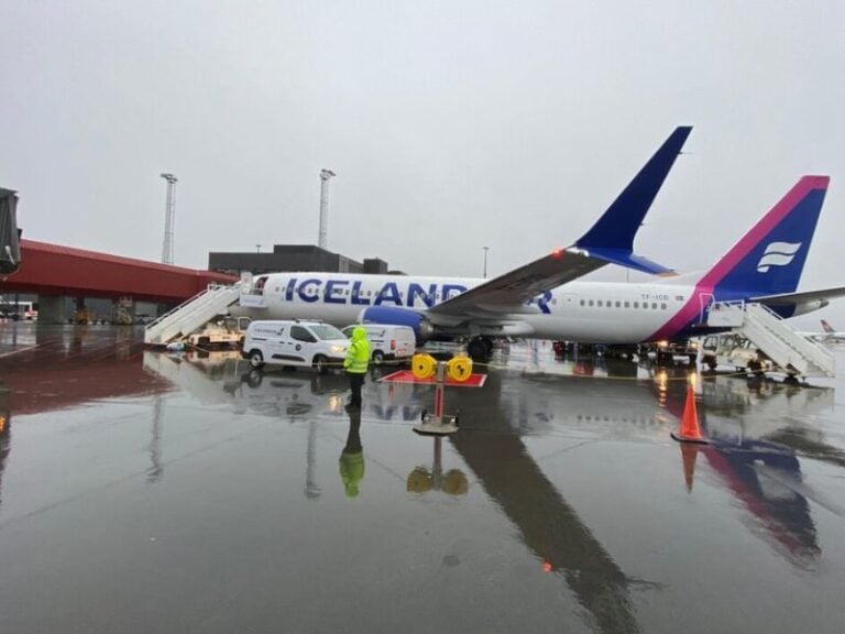 The Top 9 Airlines to Fly to Iceland in 2026 - Global Viewpoint