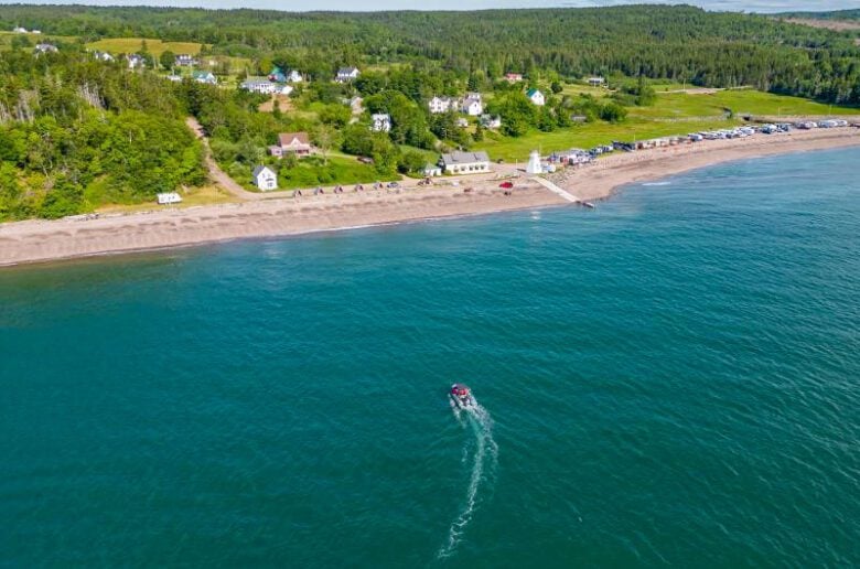 Bay of Fundy Bucket List: 15 Epic Sights & Attractions - Global Viewpoint