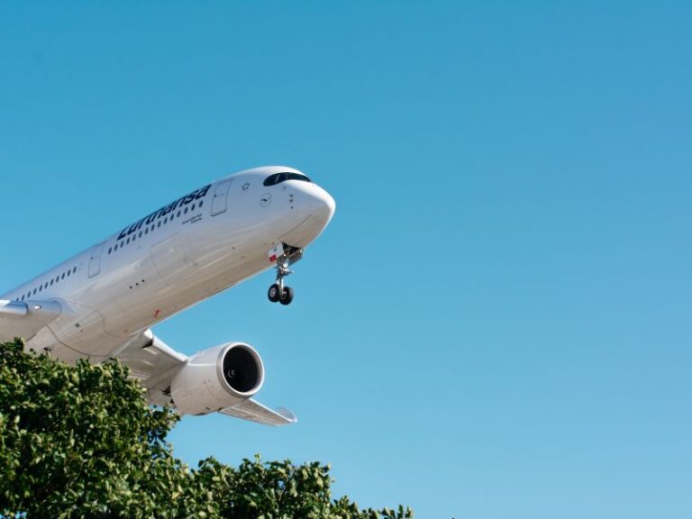 The TOP 12 Airlines to Fly to Morocco in 2026 - Global Viewpoint