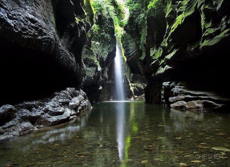 Vanuatu’s Most Beautiful Places Revealed (#7 Will Blow Your Mind ...