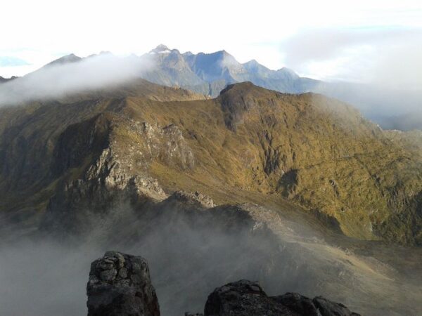 11 Stunning Places to Visit in Papua New Guinea in 2025