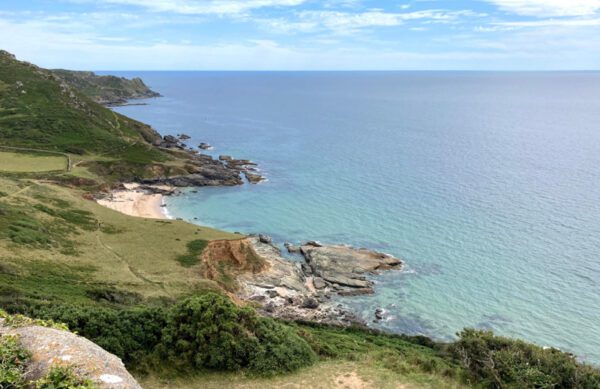 12 Prettiest Places in Devon (England) to Visit for Fun & Views