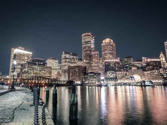 12 AMAZING Things to Do in Boston at Night (From a True Local!)