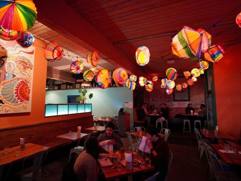 12 EPIC Things to Do in Seattle at Night (Wait Till You See #5!)