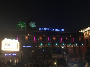 12 Things to Do in Dallas at Night That'll Make Austin JEALOUS!