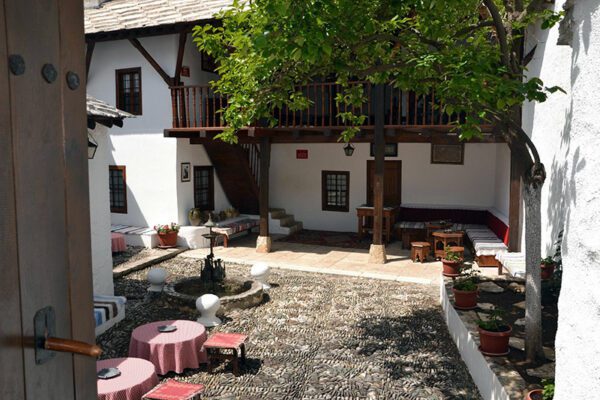 Visiting Mostar in 2026? Add These 12 Things to Your Bucket List