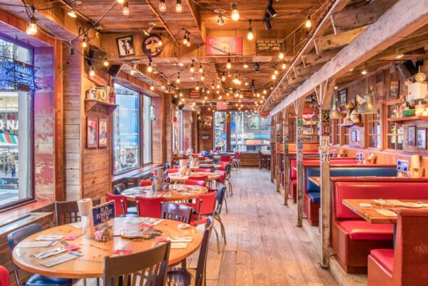 22 NYC Restaurants That Even Jaded New Yorkers Haven't All Tried