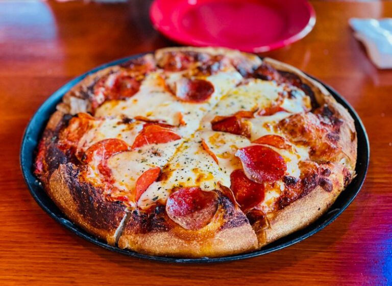 12 Unique & Unmissable Restaurants in Connecticut