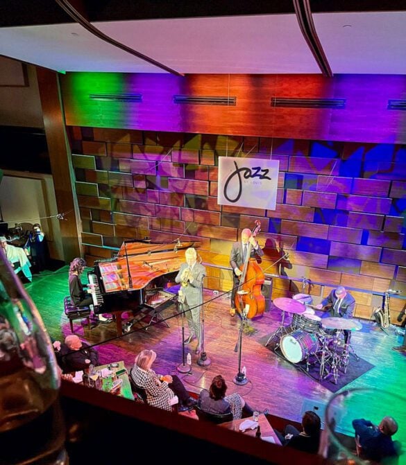 12 AMAZING Night Activities in St. Louis That'll Blow Your Mind