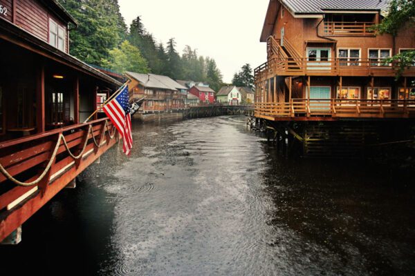 The 12 Best Places to Live in Alaska for an Incredible Lifestyle