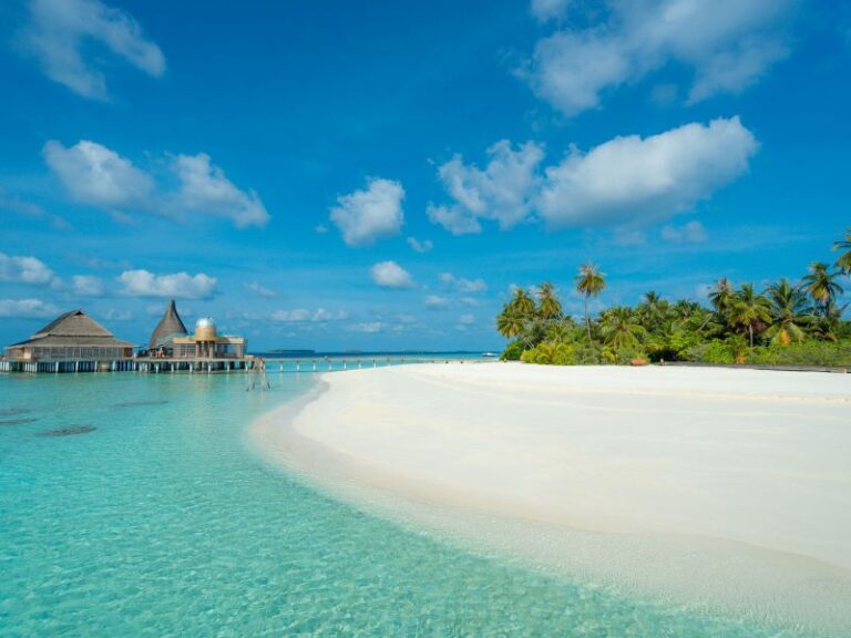 12 Magical Winter Destinations Around the World You Need to Visit ...