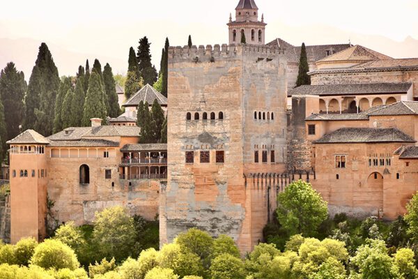 12 Picture-Perfect Spots in Granada (Spain) That Feel Like a Dream