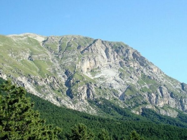 11 Absolutely Breathtaking Places to Visit in Marche, Italy - Global ...