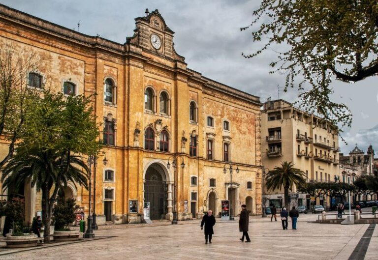 The 12 Prettiest Places in Basilicata, Italy to Visit - Global Viewpoint