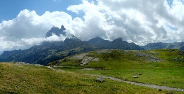 14 Most Beautiful Places in the Pyrenees (Mountain Hikes + Lakes)