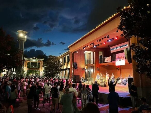 12 EPIC Things to Do in Chattanooga at Night (Don't Miss #8!)
