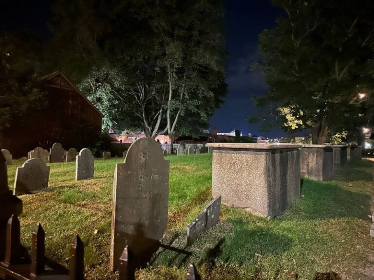21 SPOOKY Things to Do in Salem at Night (Not Just Ghost Tours!)