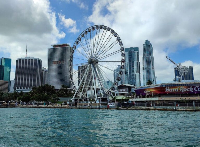 12 EPIC Miami Night Spots That Will Blow Your Mind