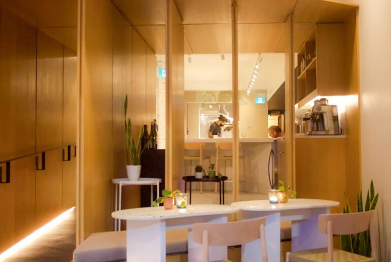 27 Cool & Unique Restaurants in Toronto (Foodie Experiences) - Global ...