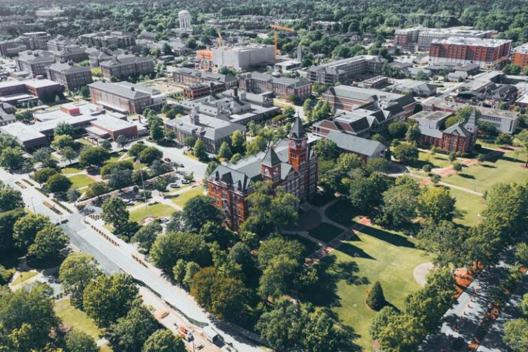 12 Awesome Places to Live in Alabama in 2026 For Travel Lovers