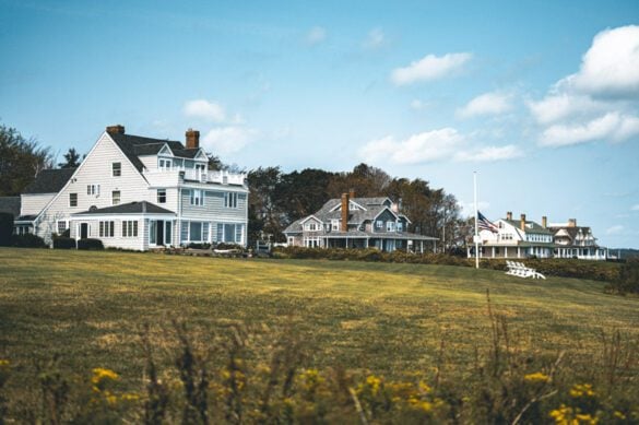 12 BEST Places to Live in Rhode Island for the Ultimate Lifestyle