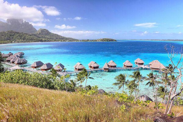 12 Amazingly Beautiful Places in Bora Bora (Bucket List Spots)
