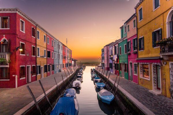 12 Epic Things to Do in Venice at Night (2025)