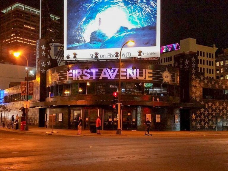 12 EPIC Things to Do in Minneapolis at Night (#6 is Unreal!)