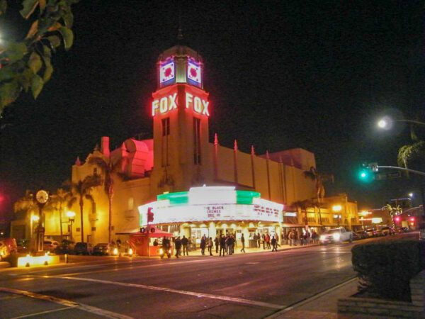 12 Epic Riverside, CA Adventures at Night for Your Bucket List