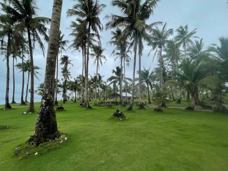 12 Iconic Siargao Attractions & Activities to Add to Your Itinerary