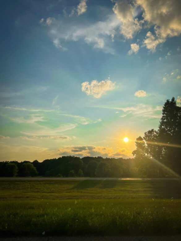 12 Enchanting Places to Live in Michigan That Feel Like a Fairytale ...