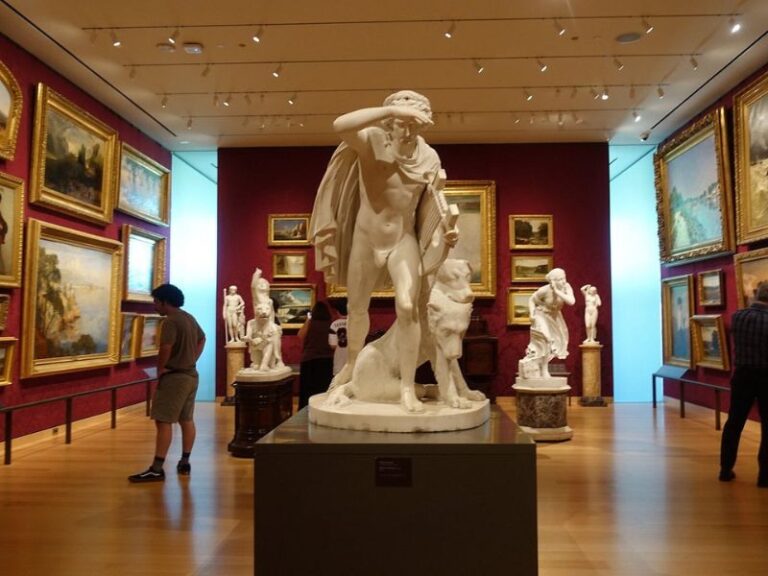 13 Must-See Boston Attractions & Unique Activities for Young Adults ...