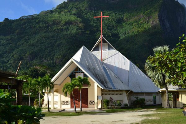 12 Amazingly Beautiful Places in Bora Bora (Bucket List Spots)