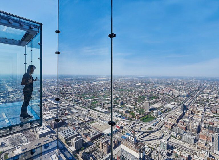 16 Epic Chicago Adventures with Teens for Your Bucket List