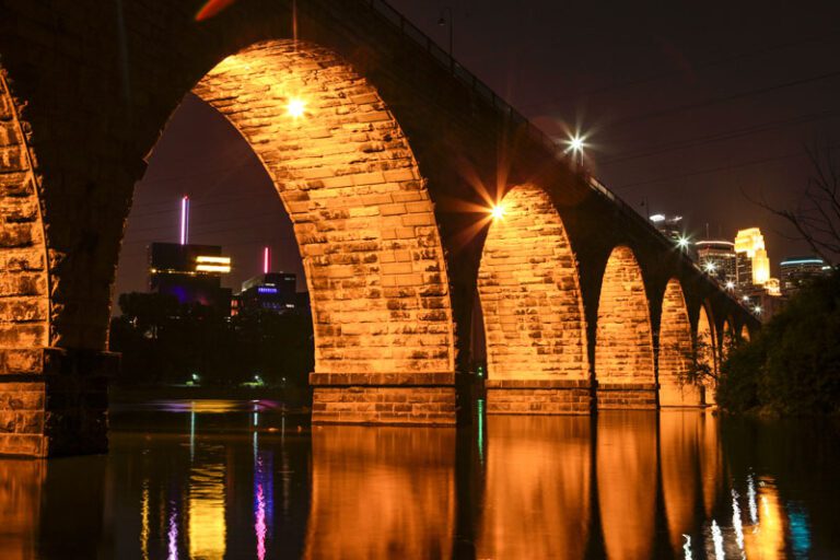 15 EPIC Things to Do in Minneapolis at Night (#6 is Unreal!)