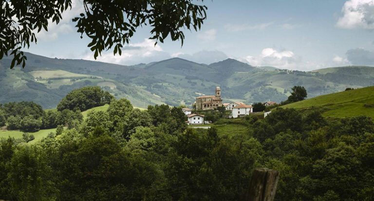 12 Mind-Blowing Places in Navarre to See in 2025