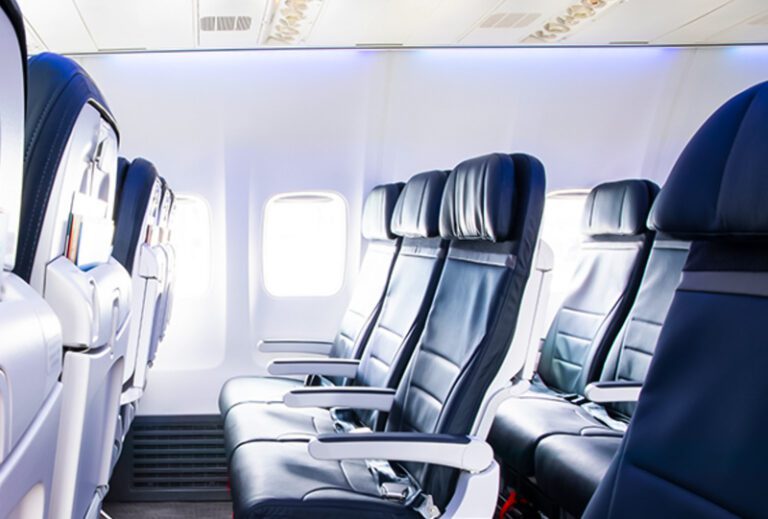 Flying Alaska Airlines First Class? Here’s What to Expect in 2025