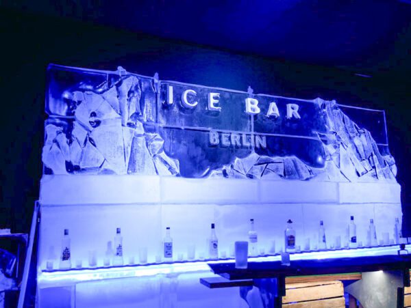 13 Legendary Things to Do in Berlin at Night (The Real Deal!)