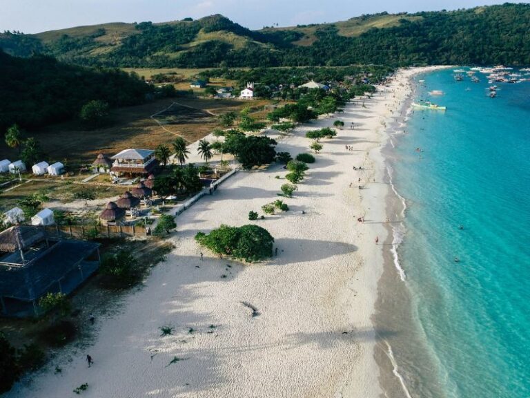 13 BEAUTIFUL Islands in the Philippines That Feel Like Paradise ...