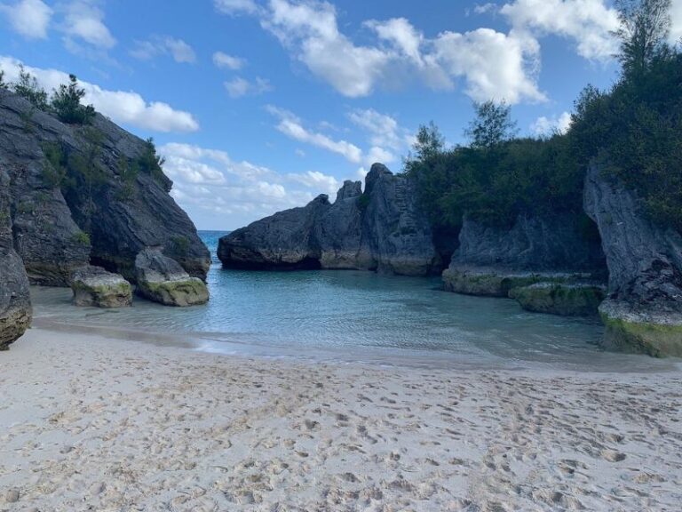 12 Amazing Hidden Gems in Bermuda Only Locals Know About