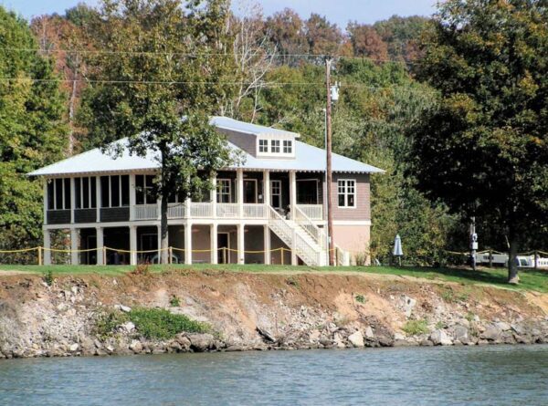 16 Awesome Destinations to Call Home in East Tennessee in 2025