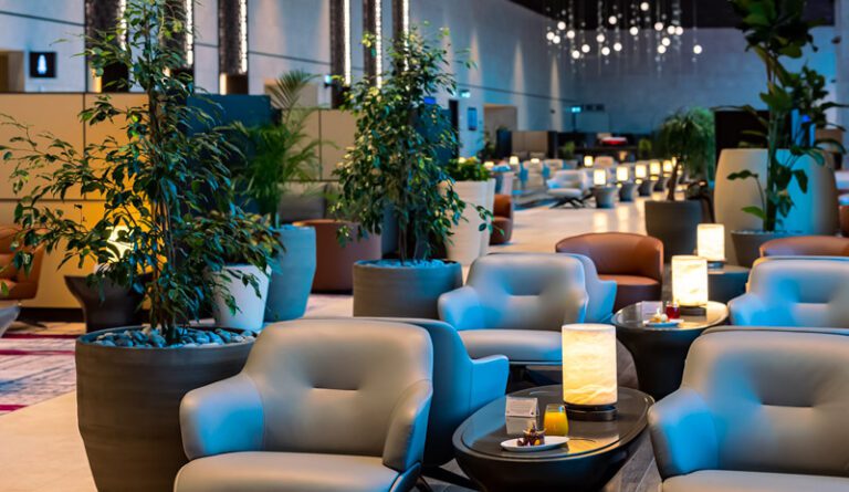 Qatar Airways First Class 2025 Review & Complete Guide - Global Viewpoint