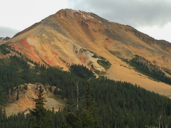 13 Beginner-Friendly Mountains in the US That Anyone Can Conquer