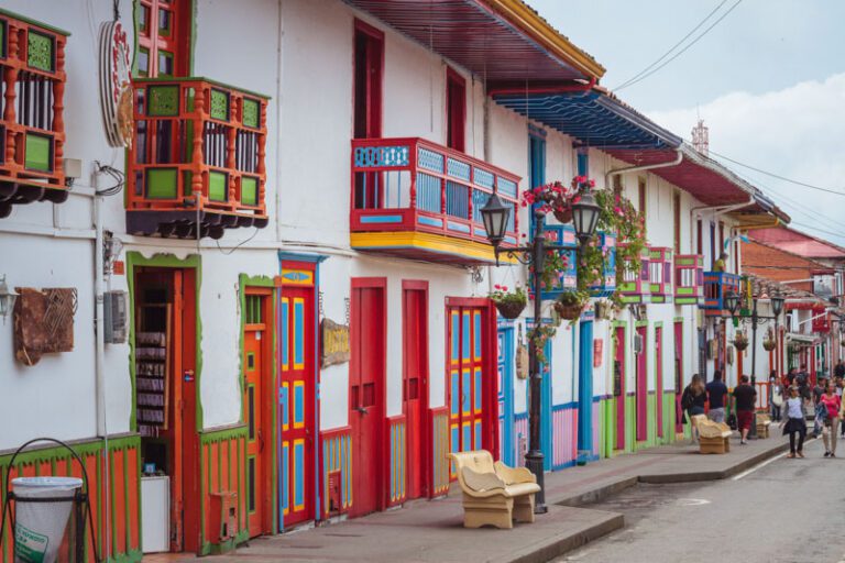 12 Dreamy Places to Live in Colombia For Expats & Digital Nomads ...