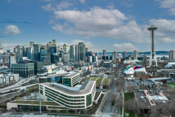 12 Amazing Places to Live in the Pacific Northwest for High Vibe Living