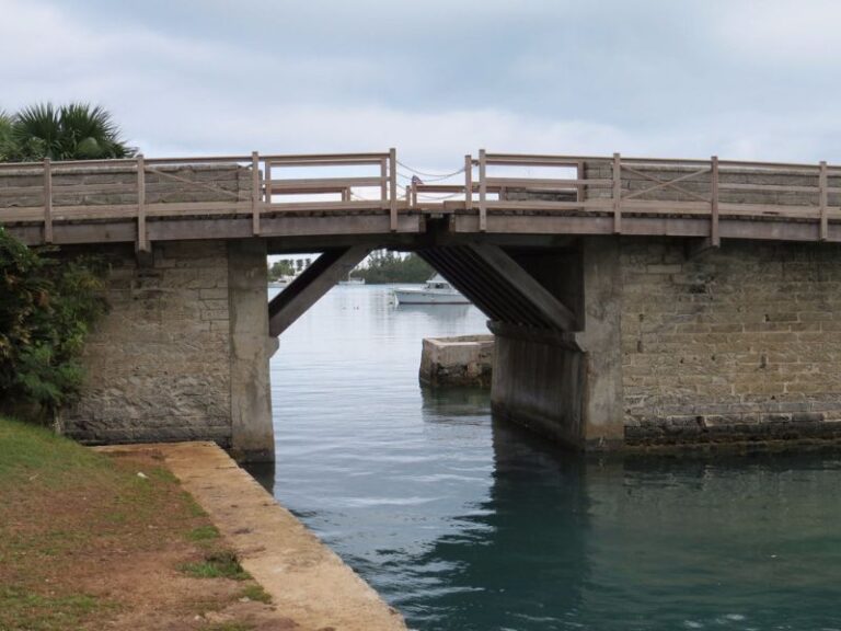 12 Amazing Hidden Gems in Bermuda Only Locals Know About