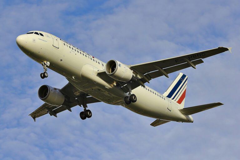 10 Airlines with the Best Service & Deals for Flights to Israel ...